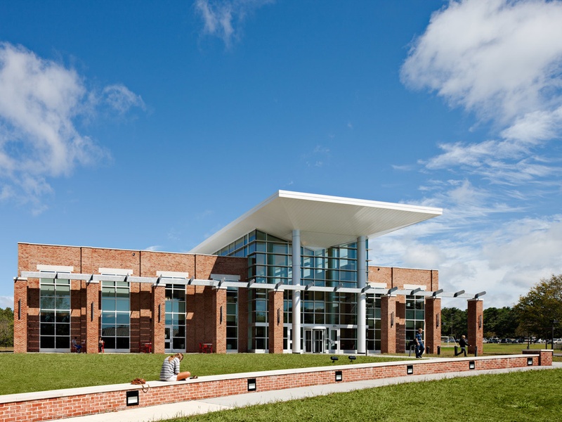 Montaukett Learning Resource Center, Suffolk County Community College ...